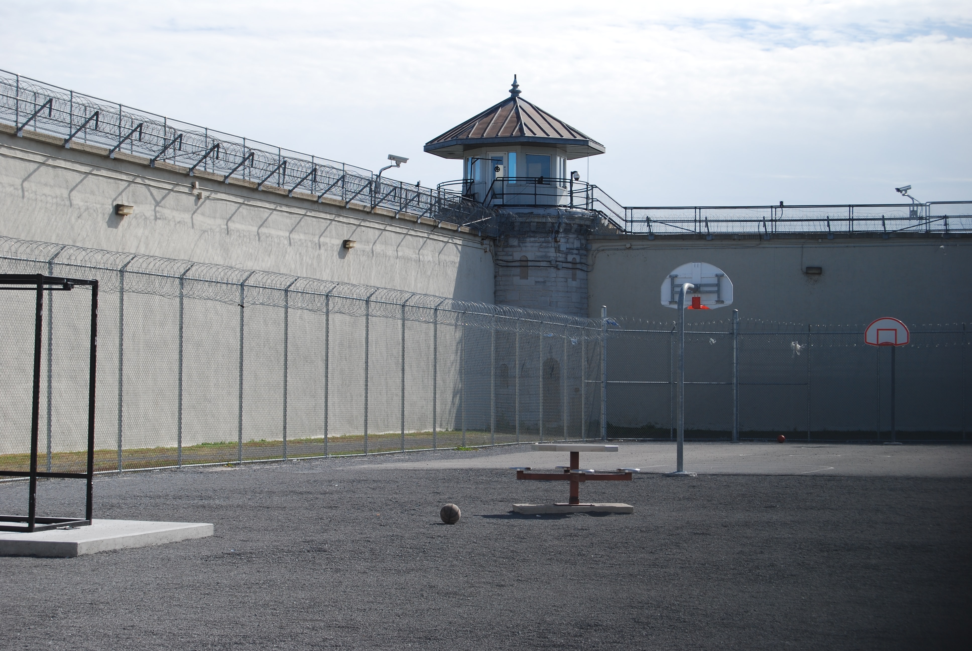 How Do Conjugal Visits Work? - Felonies.org